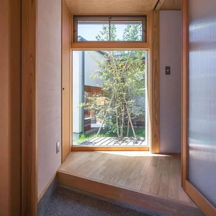 Japanese Room Divider: How to Style It for Any Interior Design!